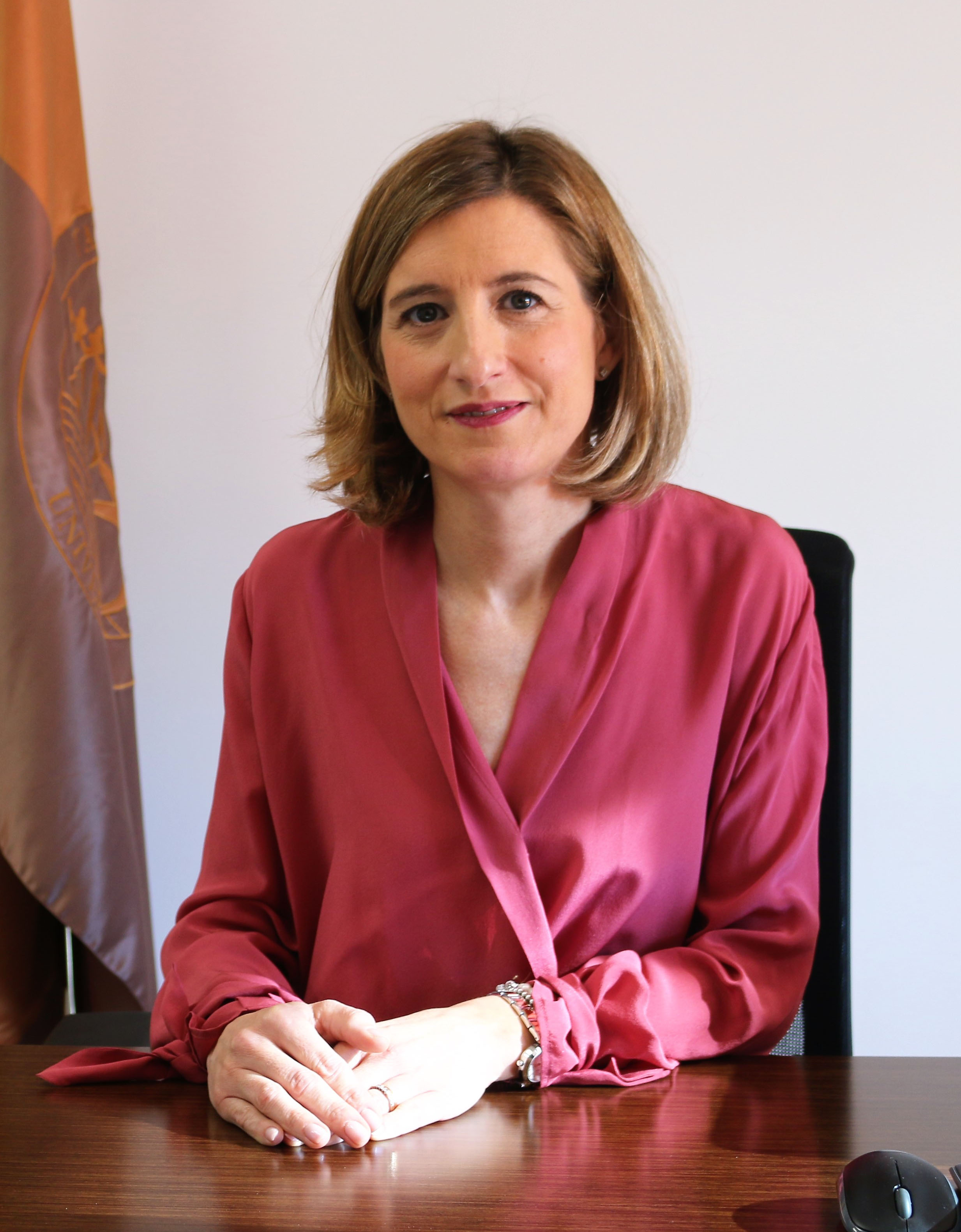 Entrevista rectora UVI, Eva María Giner Larza - educaweb.com